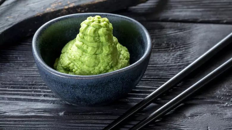 wasabi នៅក្នុងចាន