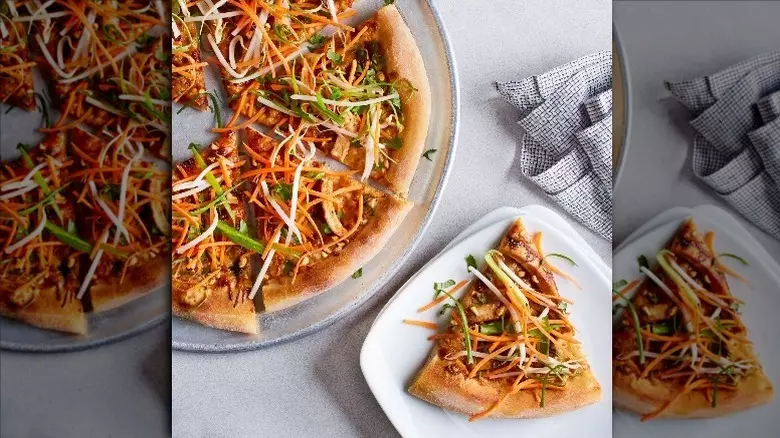 Thai csirke pizza a kaliforniai pizzakonyhából