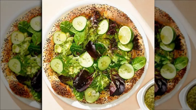 Avocado Super Green Pizza a kaliforniai pizzakonyhából