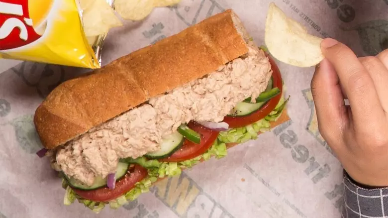 metro tuna sandwich