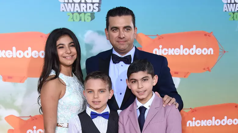 Buddy Valastro and family