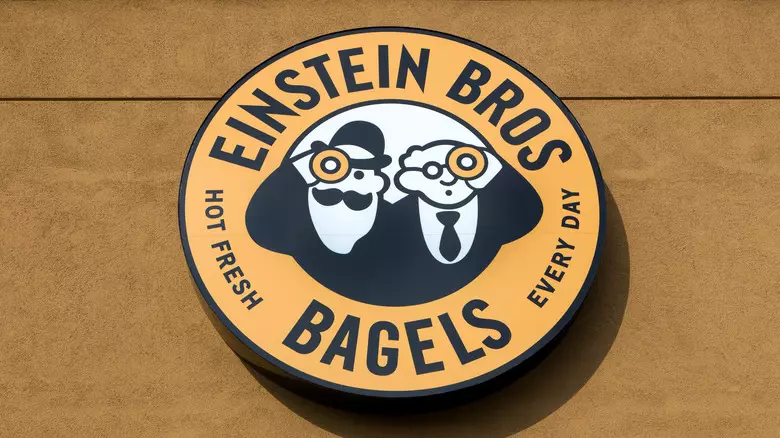 Einstein Bros. Bagelsin kyltti