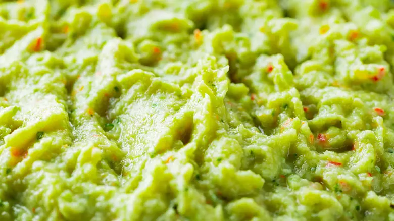 Guacamole izbliza