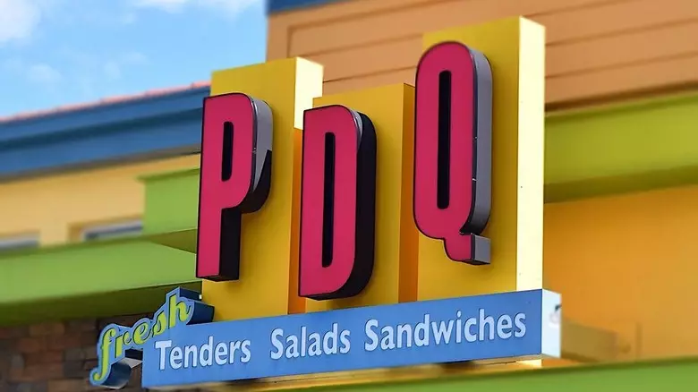 PDQ આઉટડોર સંકેત