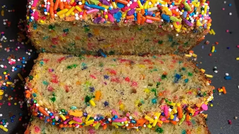 Es krim kue karo sprinkles