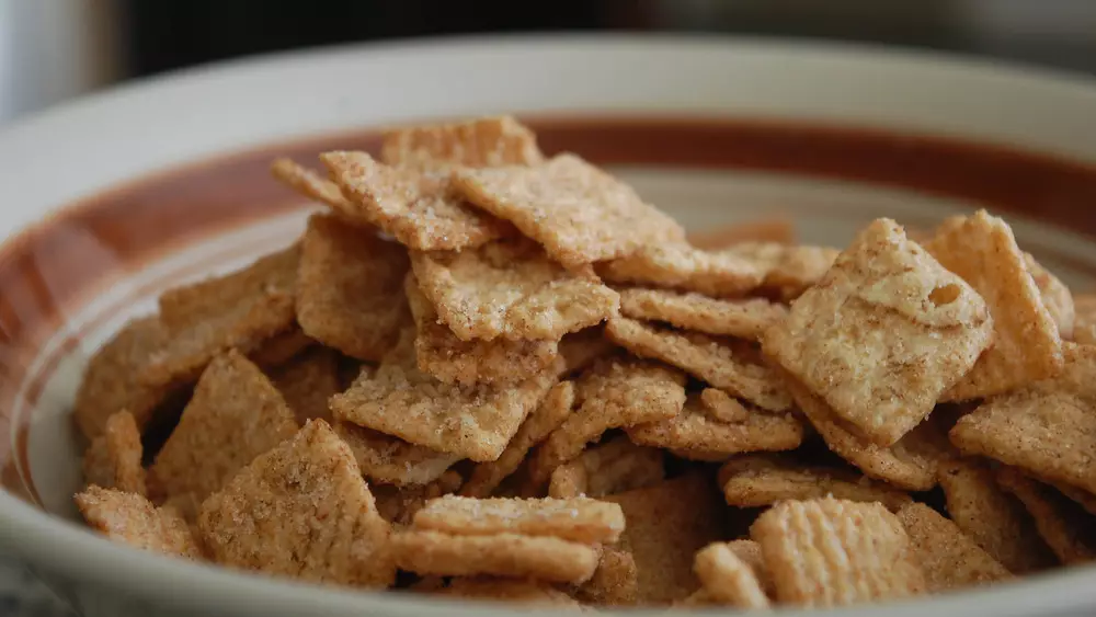 Isitsha se-sinamoni toast crunch