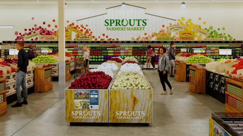 Sprouts Fermers Markets prodhojnë seksion