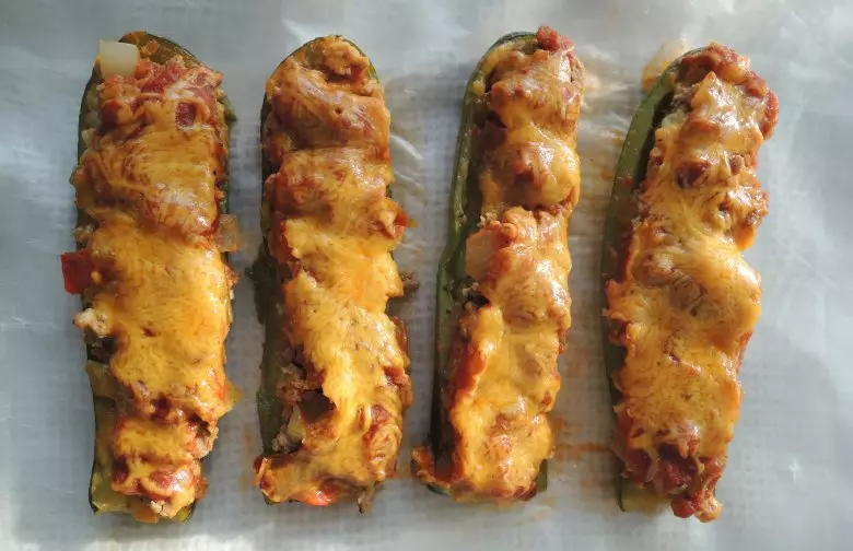 Resep Perahu Zucchini Enchilada 23386_1