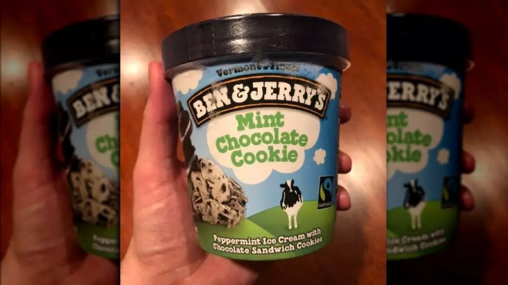 ไอศกรีมคุกกี้รสมิ้นต์ช็อกโกแลตของ Ben and Jerry