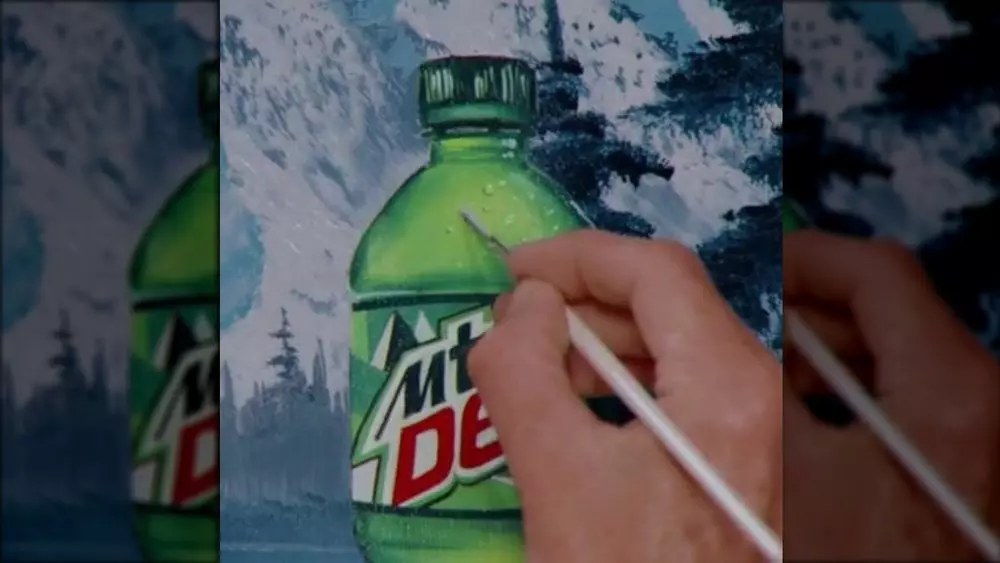 ציור של בקבוק Mountain Dew