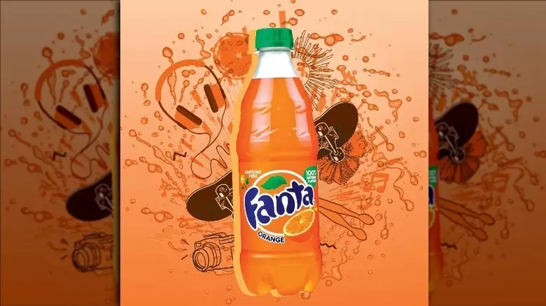 bottiglia di arancia Fanta