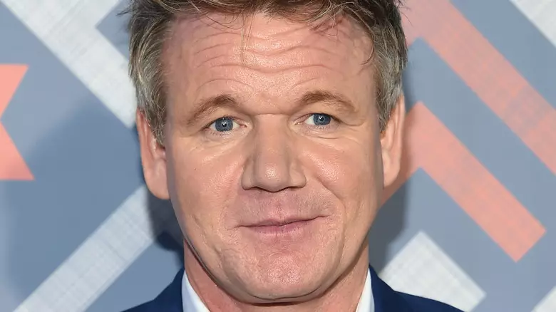 Gordon Ramsay ĉeestanta okazaĵon