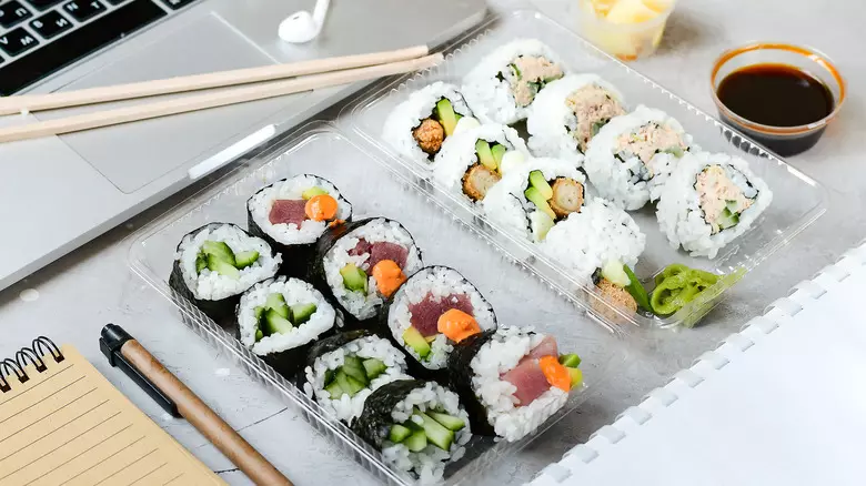 Resztki sushi