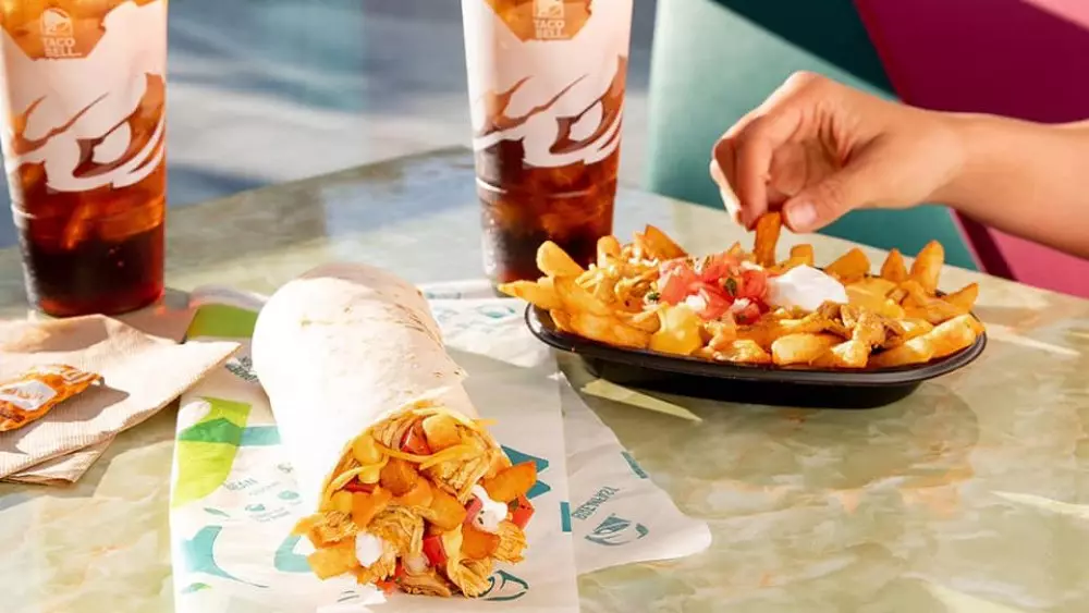 Taco Bell Buffalo Chicken Nacho Fries