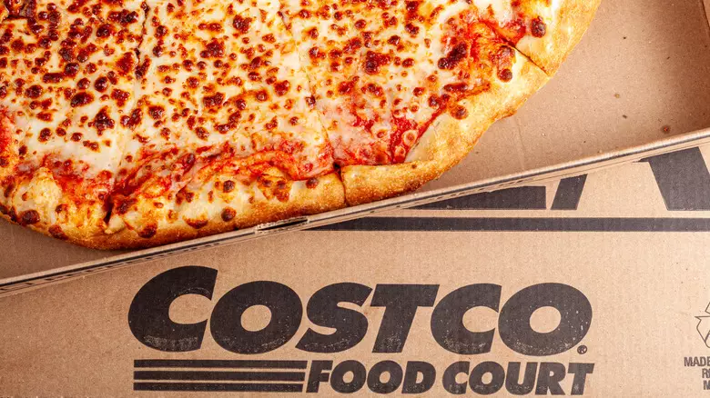 Costco food court kaas pizza