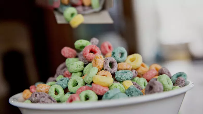 Schale mit Froot Loops