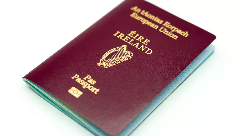 pasaporta Irishrlandî