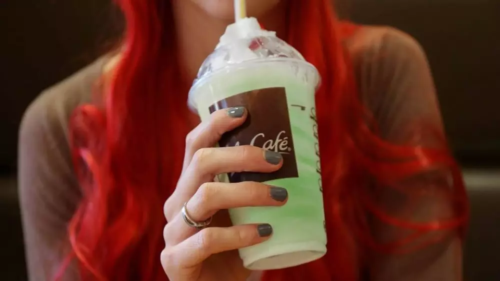 dona bevent Shamrock Shake