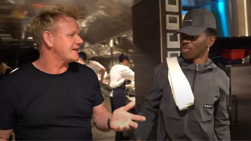 Lil Nas X eta Gordon Ramsay sukaldean