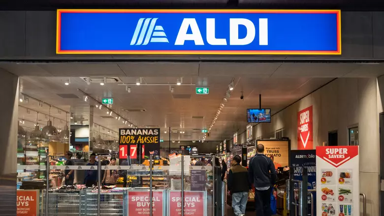 Signe d'Aldi Australie sur le bâtiment