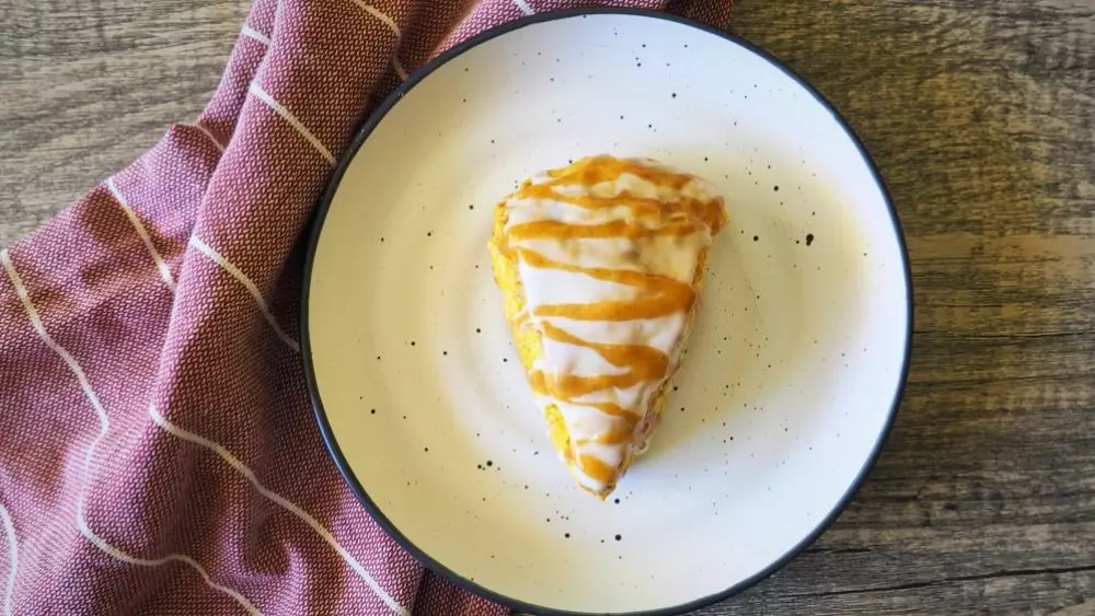 Copycat Starbucks græskar scones opskrift