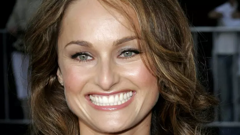 Giada De Laurentiis glimlag