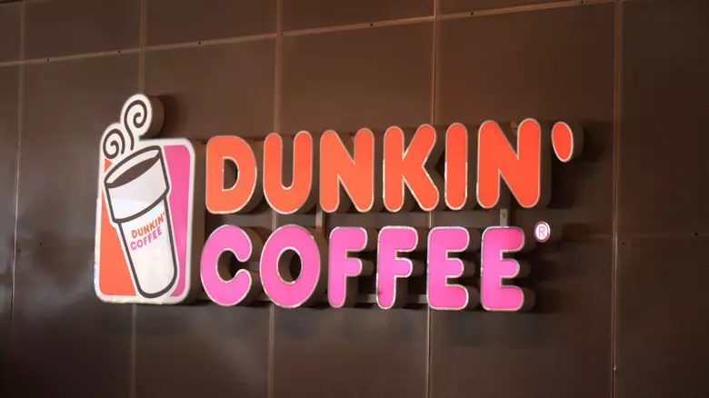 Dunkin' kava znak
