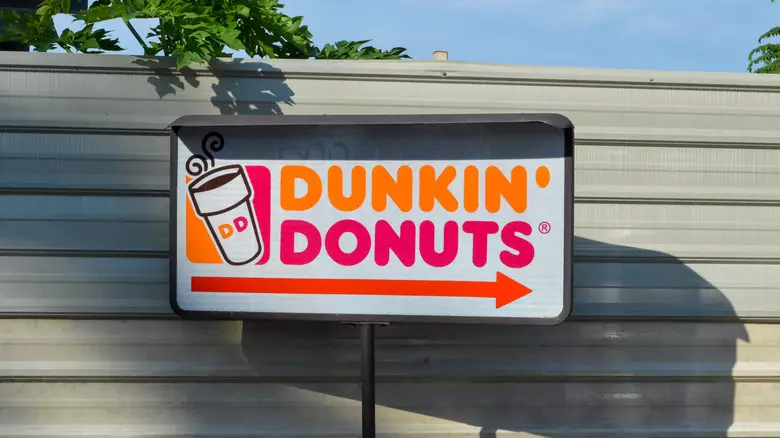 Znak Dunkin' Donuts