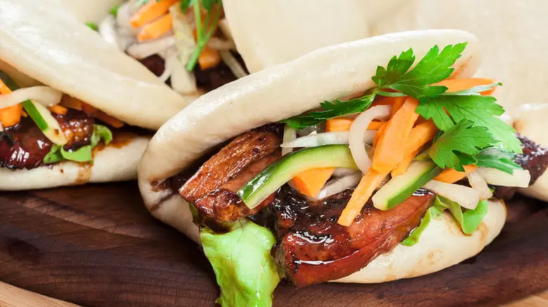 juicy gua bao