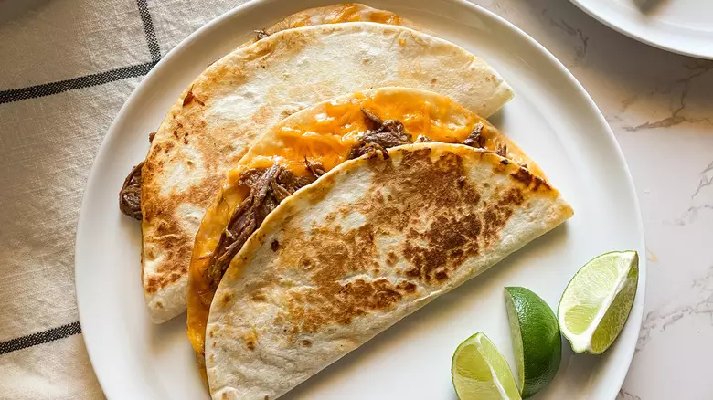 birria tacos sa plato