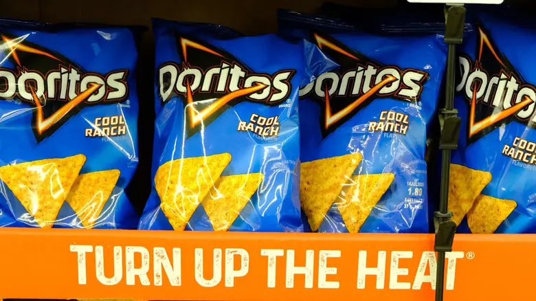 Cool Ranch Doritos op display