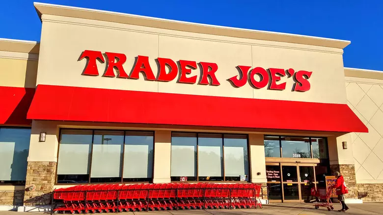 Ang storefront ng Trader Joe