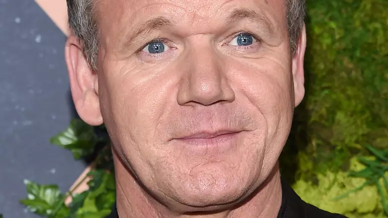 Gordon Ramsay berpose