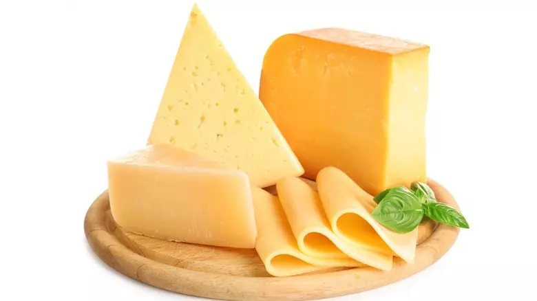 Sélection de différents fromages