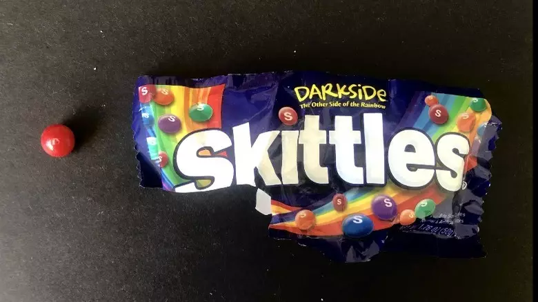 Skittle cu cireșe negre