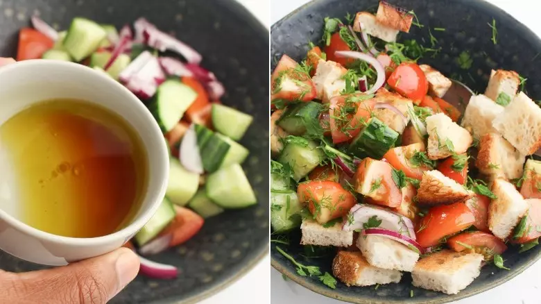 bột chua panzanella trong bát