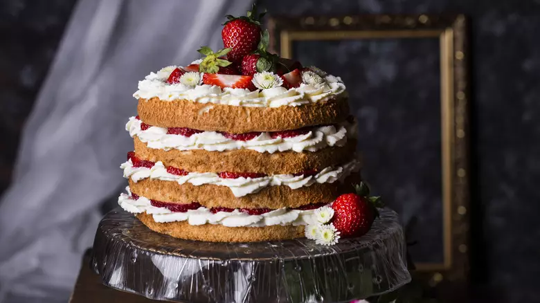 Angel food shortcake