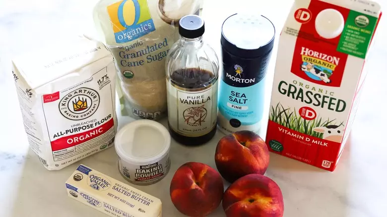 Texas-style peach cobbler ingredients