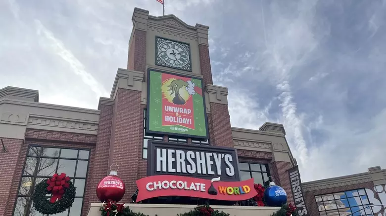 reese'in eşyaları bardağınızı deneyimleyin çikolata dünyası hershey herseypark fıstık ezmesi