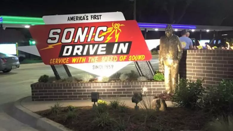 SONIC Drive In