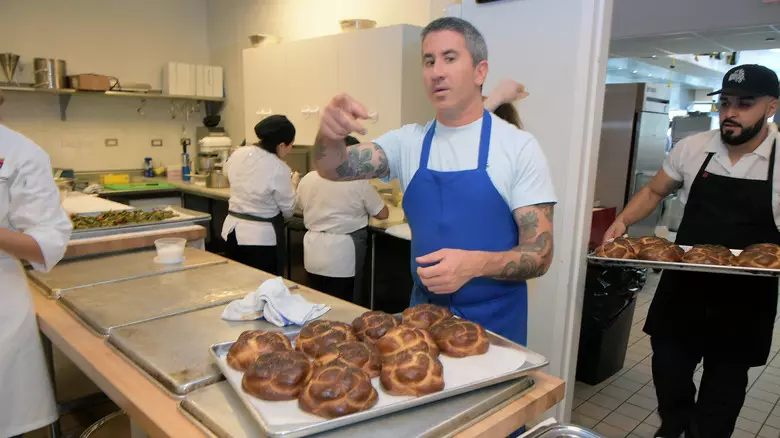 Mike Solomonov με challah