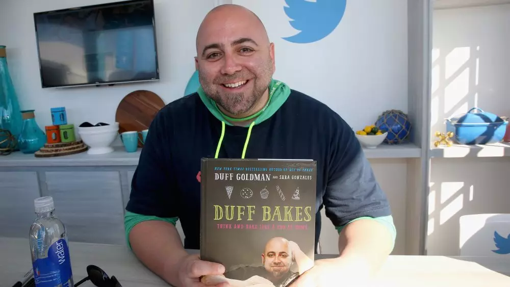 Duff Goldman s svojo drugo knjigo