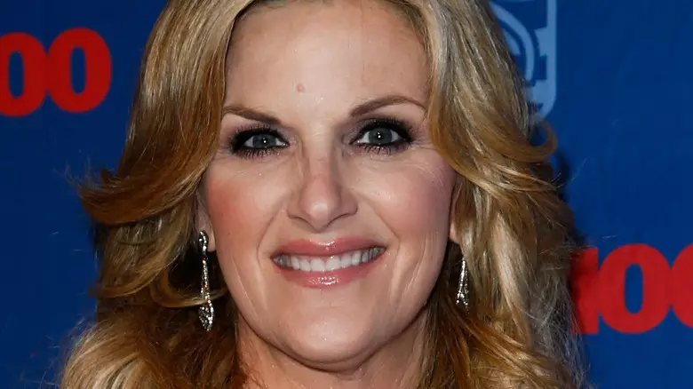 Trisha Yearwood mavi duvara