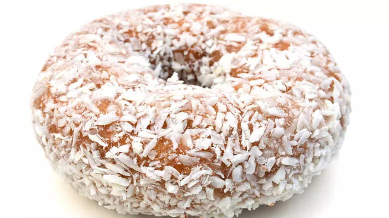 Coconut itwikiriye donut inyuma yera