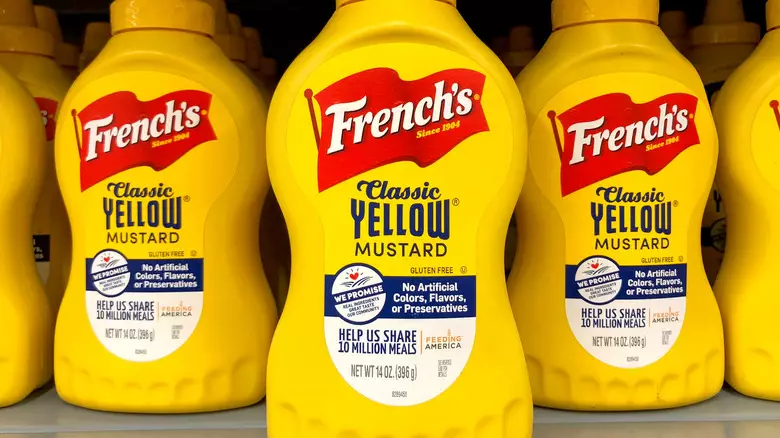 Rak dengan mustard Perancis