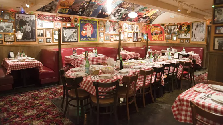 Buca Di Beppo interior