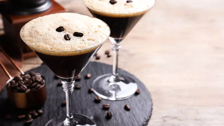 Espresso martinis dina baki coklat