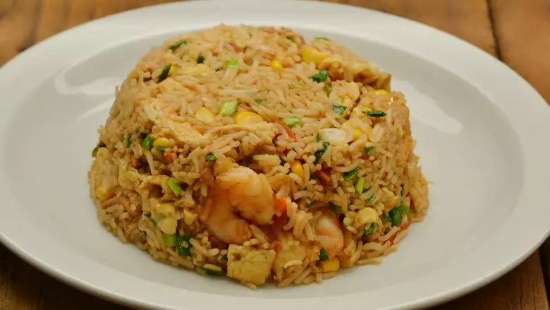 Arroz frijitua