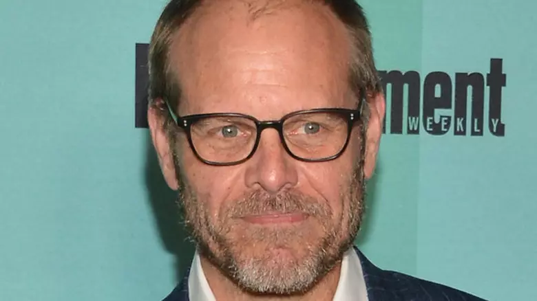 Alton Brown ခေါင်းတိုက်ချက်