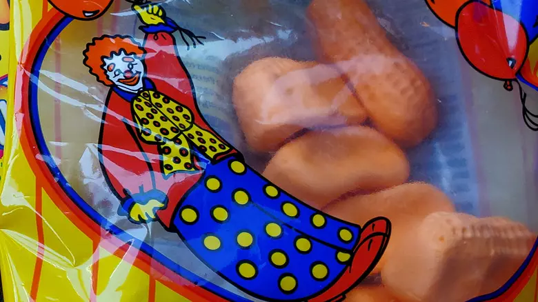 Bagged Zirkus Peanuts mat Clown